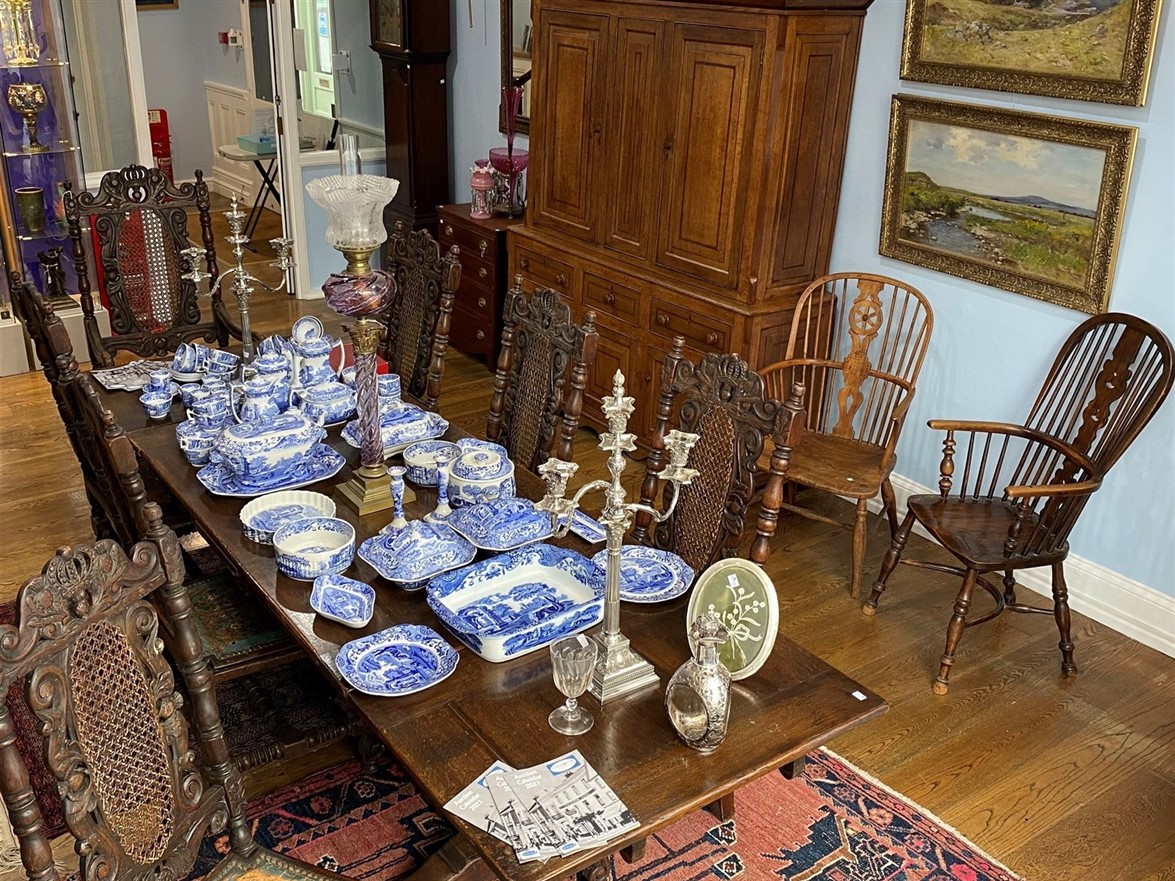 New sale room raises bar for Honiton family-run auctioneers | The Devon ...